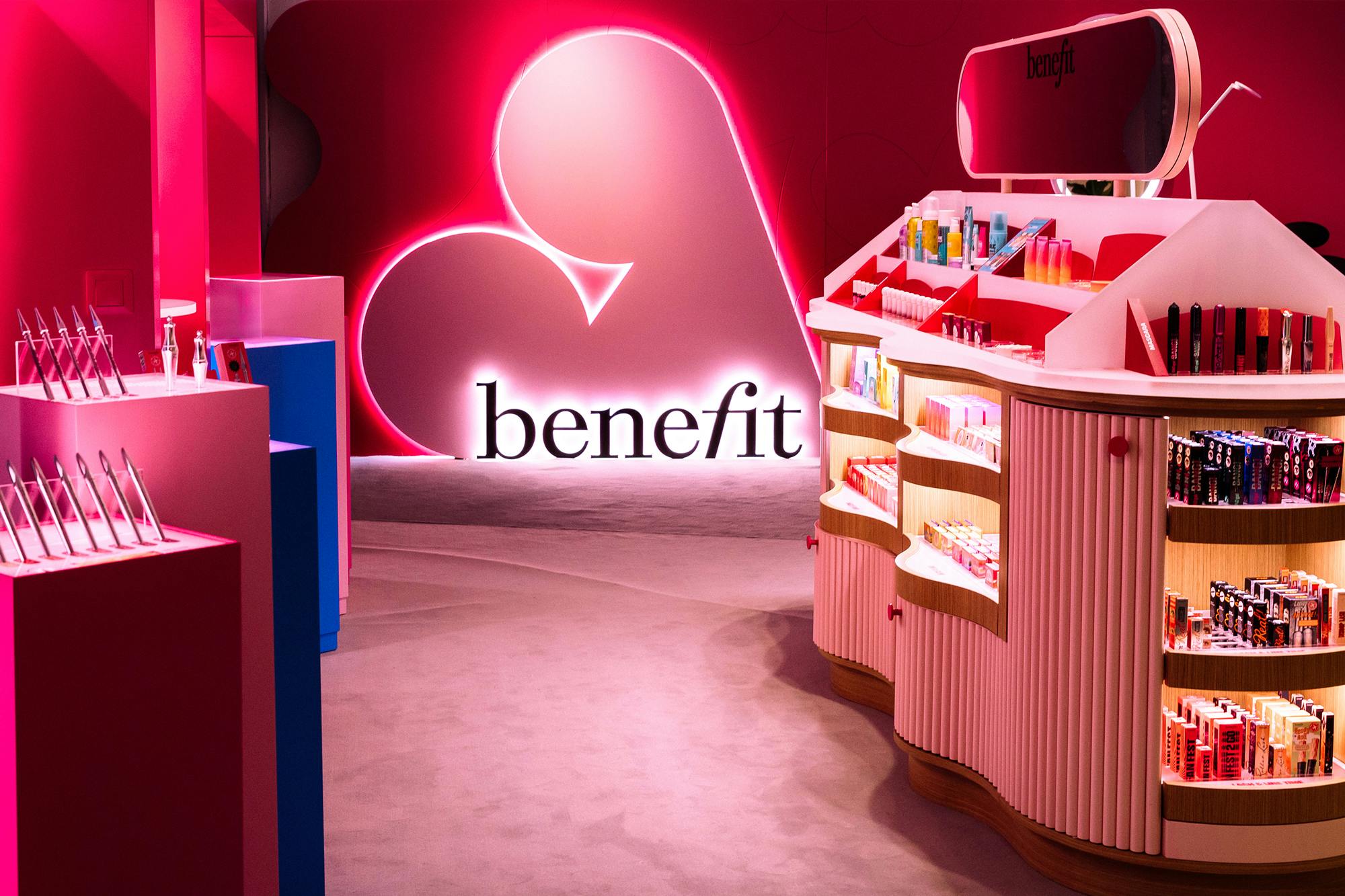 Benefit Logo Benefit Logo PNG Vectors Free Download