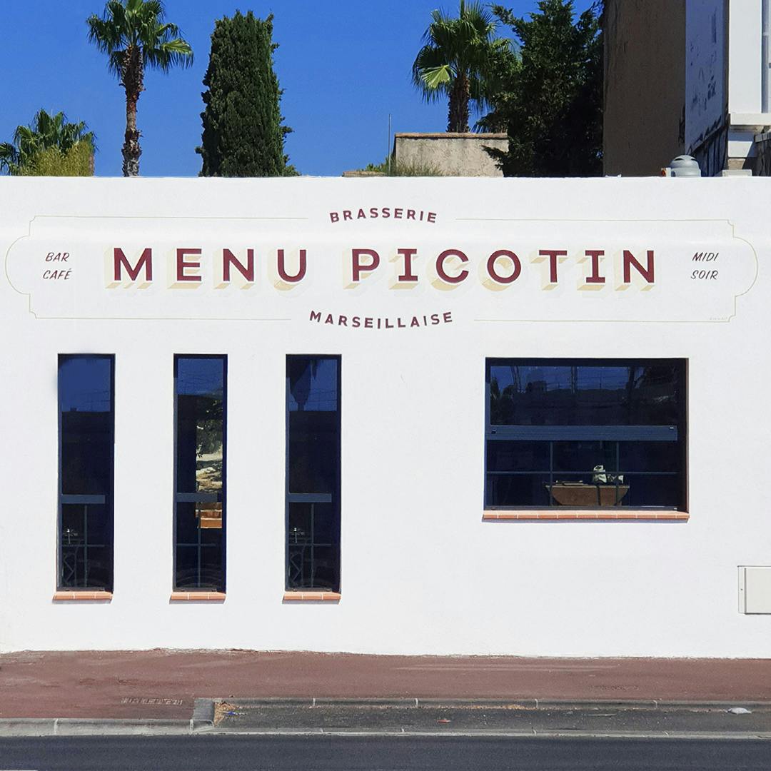 The phantom sign painter of Marseille