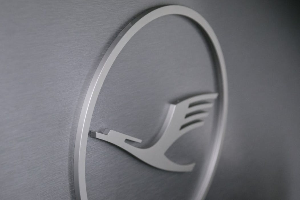 Lufthansa Kranich Logo
