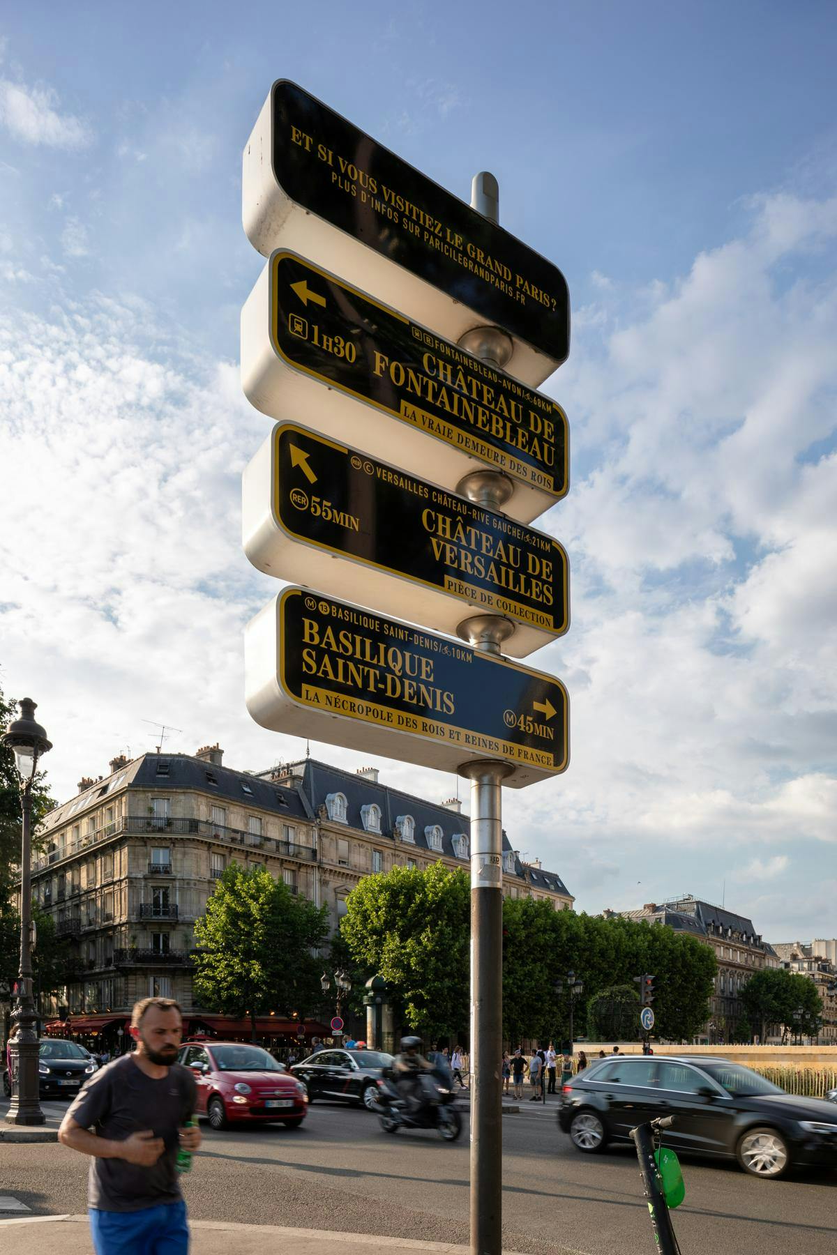 Greater Paris gets its first ever signage system