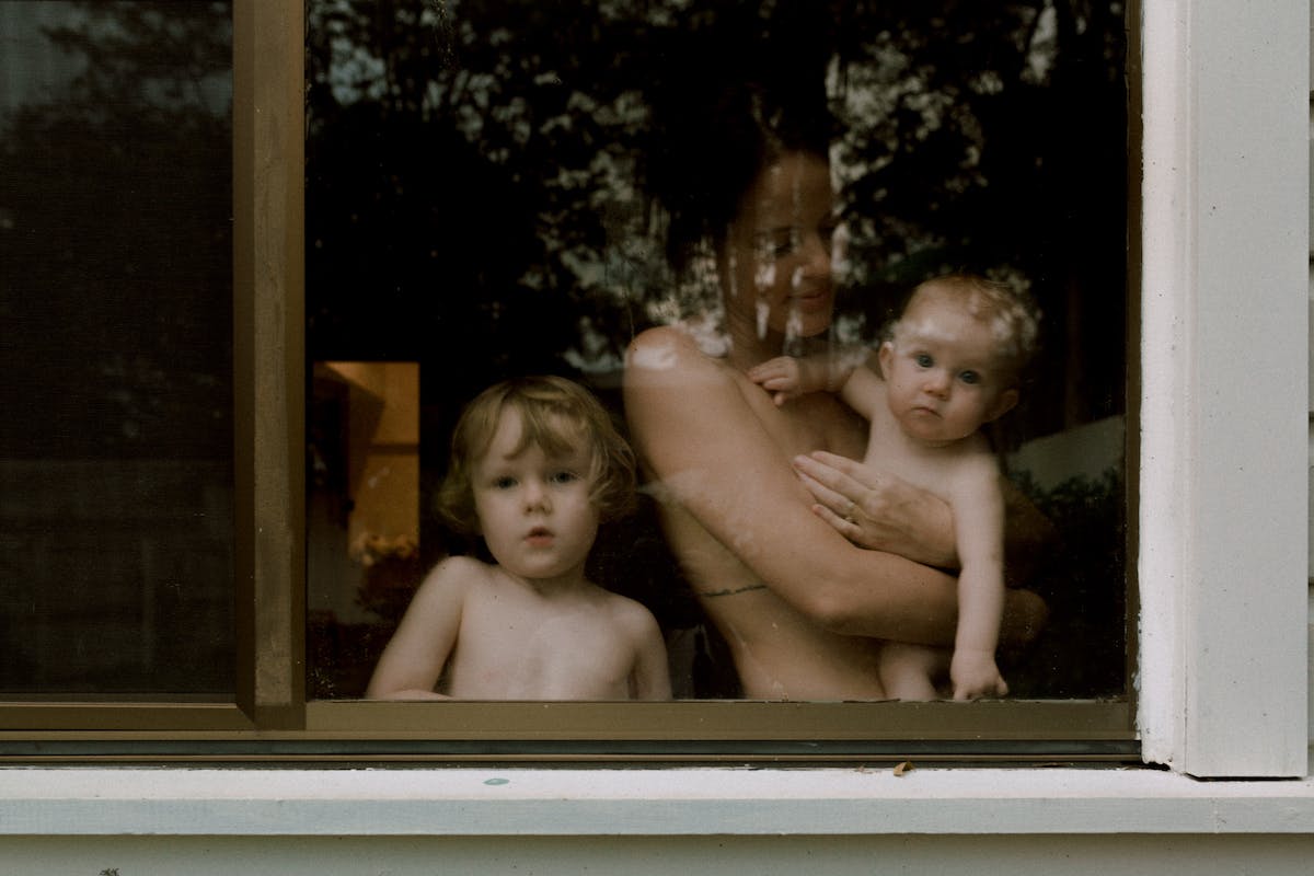Lisa Sorgini on photographing mothers and children in isolation