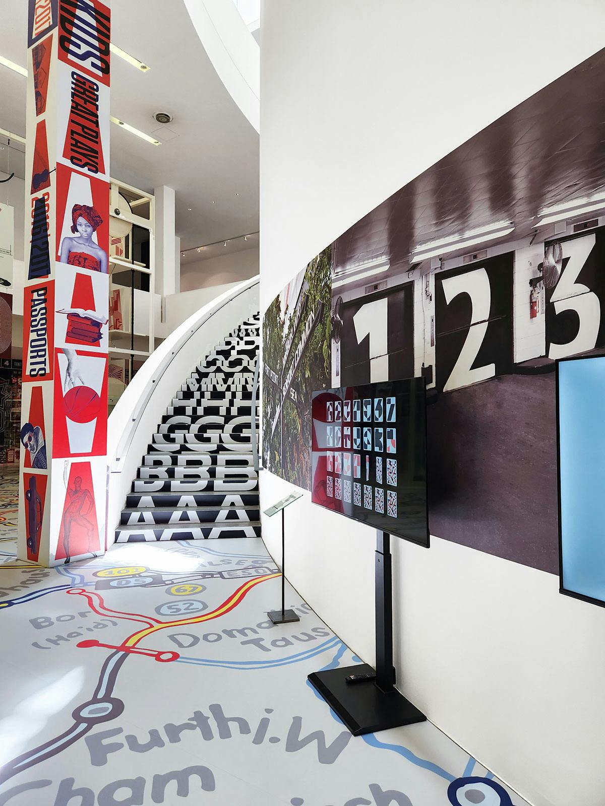 Paula Scher exhibits two-storey high installation at Die Neue Sammlung