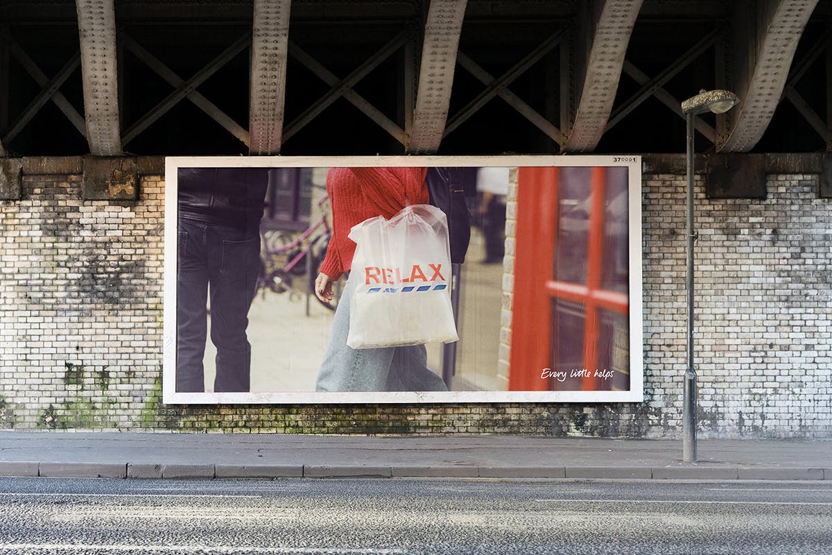 Tesco uses shopping bags to deliver messages