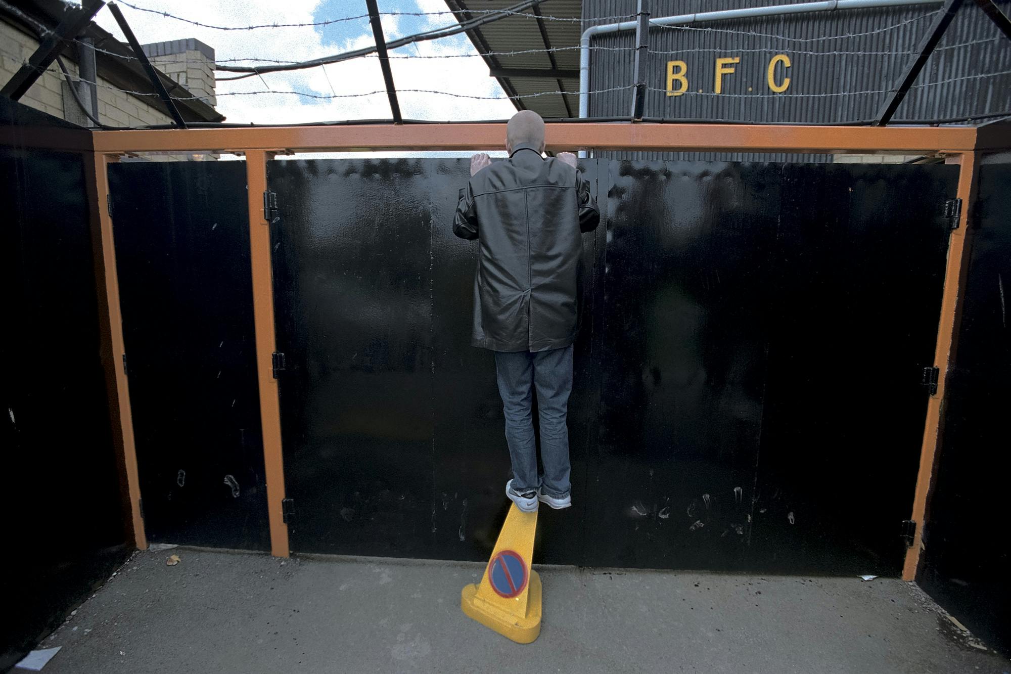 Oof gallery celebrates football photographer Peter Robinson