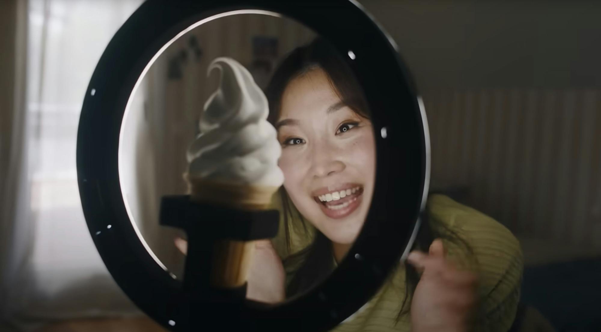 Google Pixel tackles ‘vanilla’ smartphones in new spot