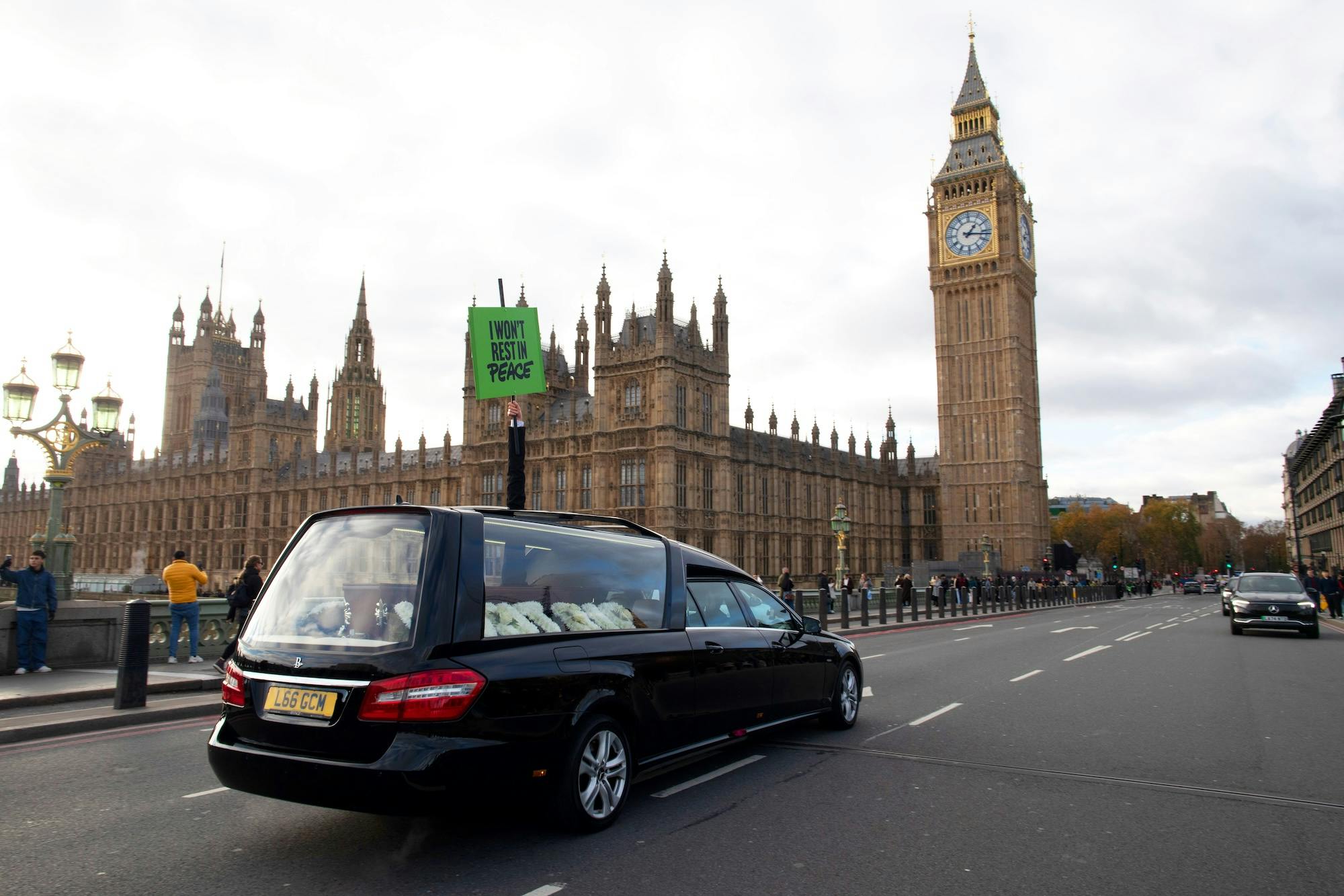 Greenpeace coffin lets you protest from beyond the grave