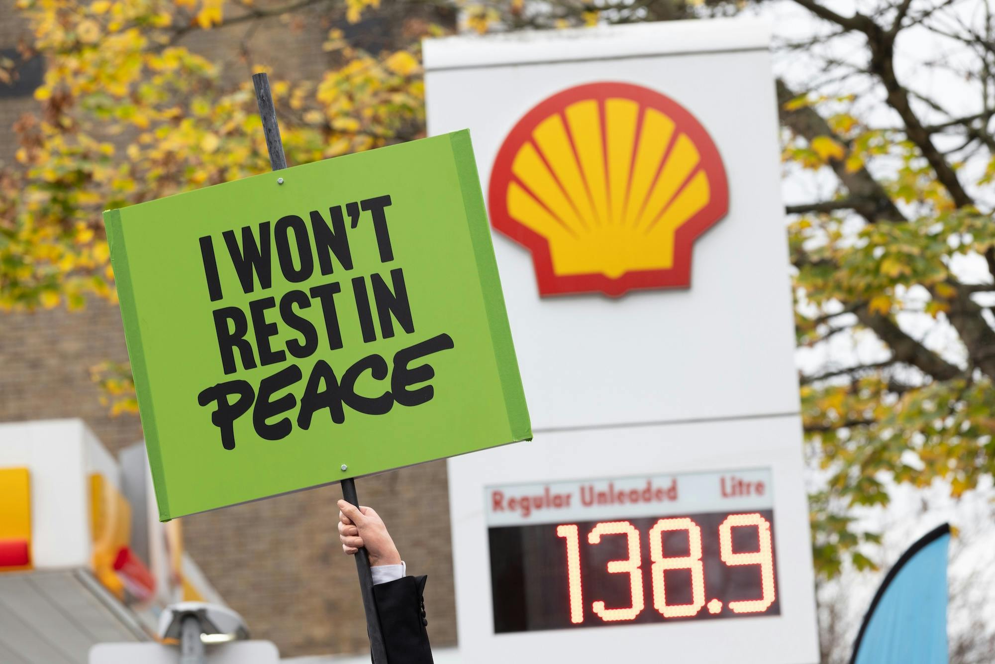 Greenpeace coffin lets you protest from beyond the grave