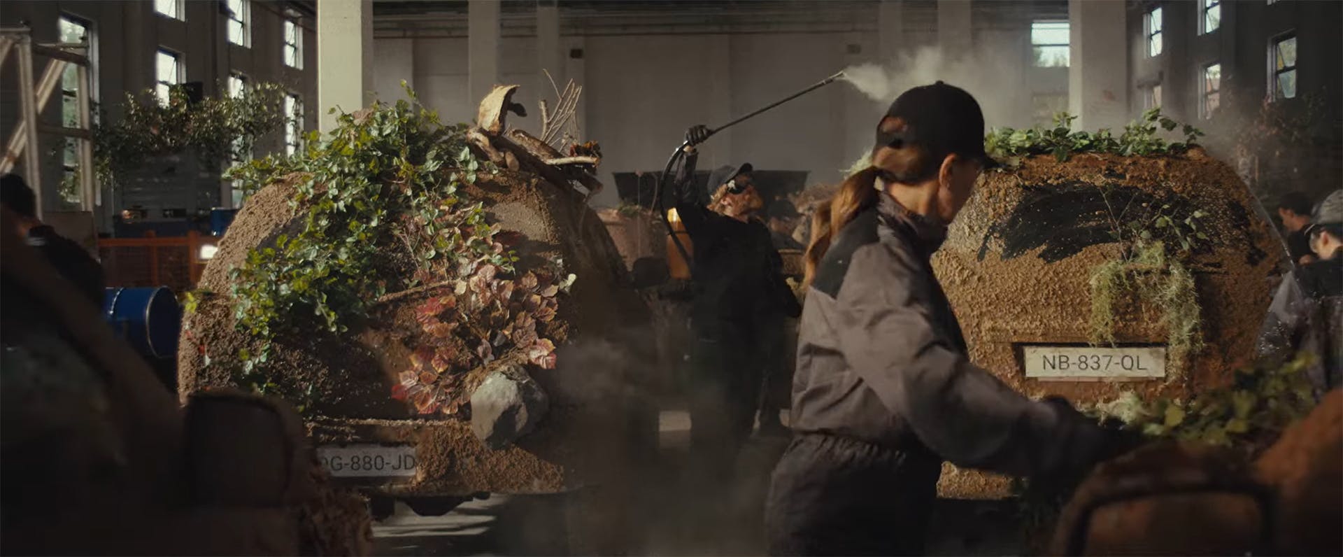 Jeep ad pokes fun at faux off-roaders