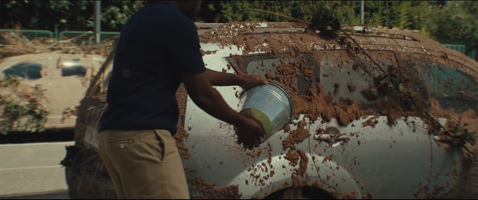Jeep ad pokes fun at faux off-roaders